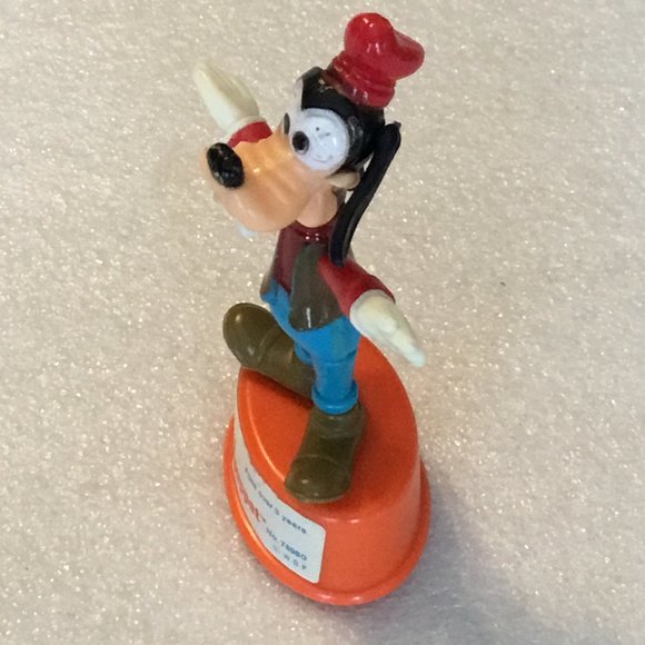 Disney | Toys | 977 Walt Disney Productions Goofy Push Up Puppet | Poshmark